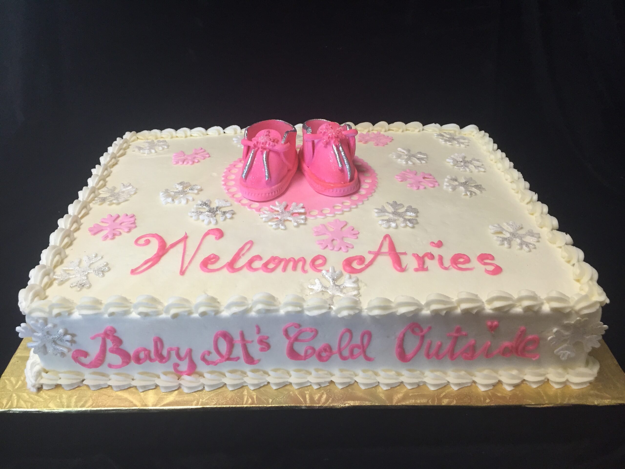 Custom Cakes – Sweet Tooth Cafe & Cakes